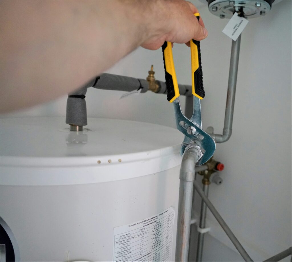Can I Change the Temperature on My Hot Water System? - Parker Plumbing ...